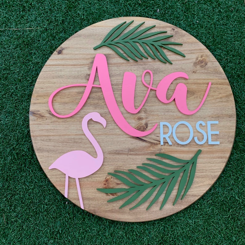 Custom name sign / flamingo wood sign / round wood sign | Etsy