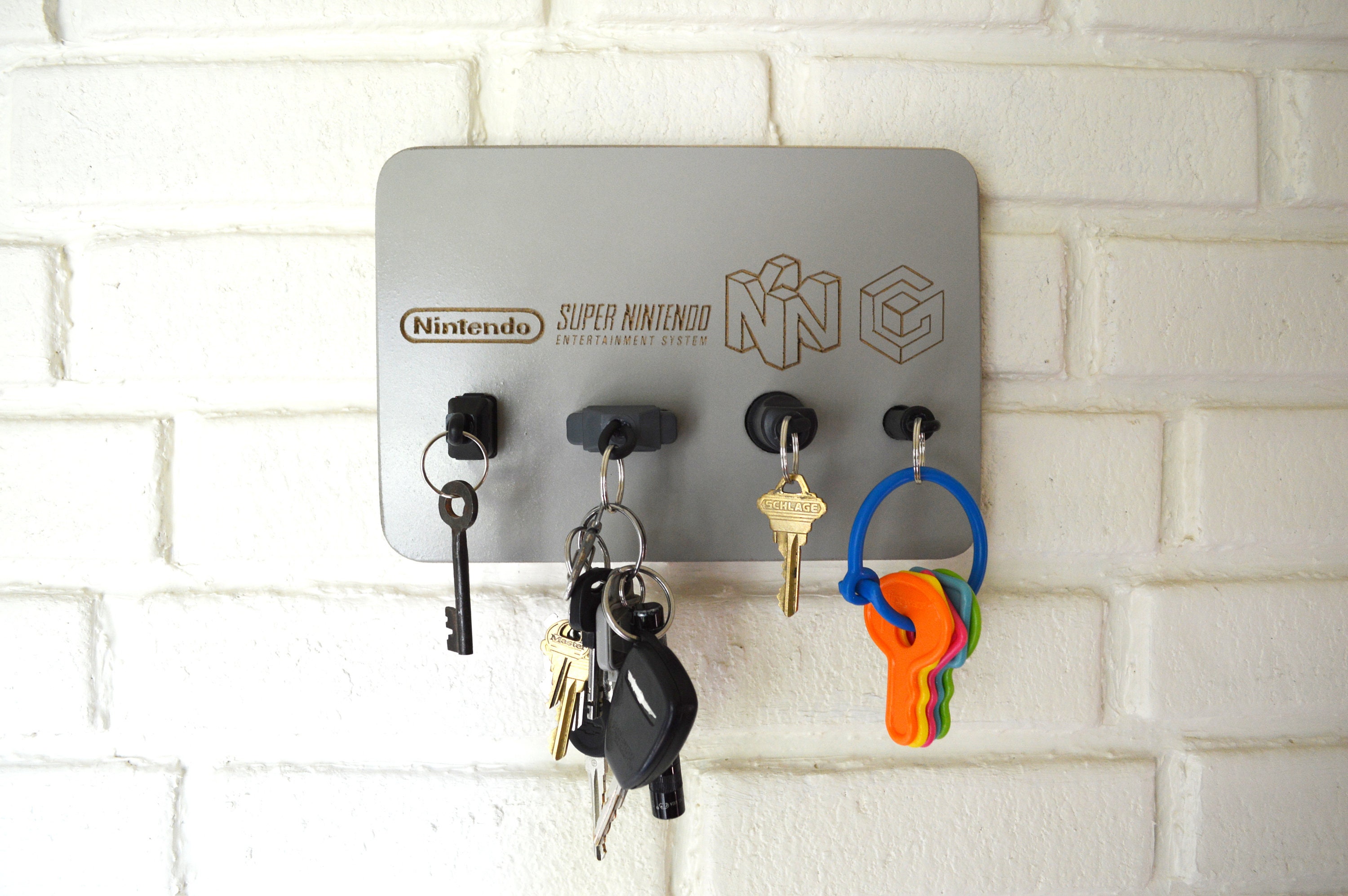 Nintendo Plug Key Chain Holder Organizer NES SNES N64 | Etsy