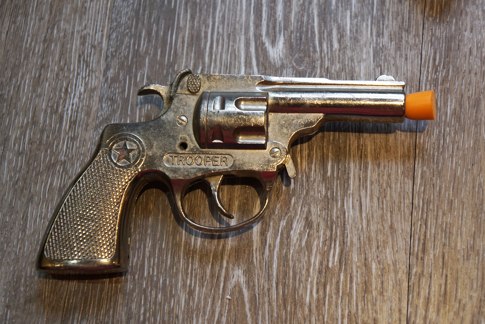 Antique 1950s Hubley Trooper Toy Cap Gun Die-Cast Colt 45 | Etsy